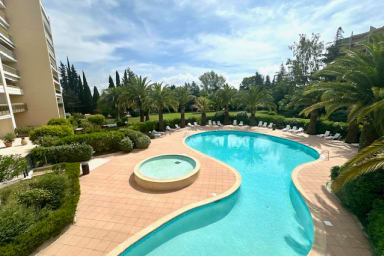 Renovated Apartment With Balcony - Mandelieu-la-Napoule