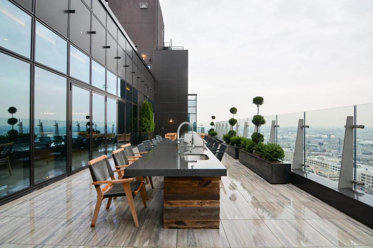 The Best Summer Rooftop Hangs