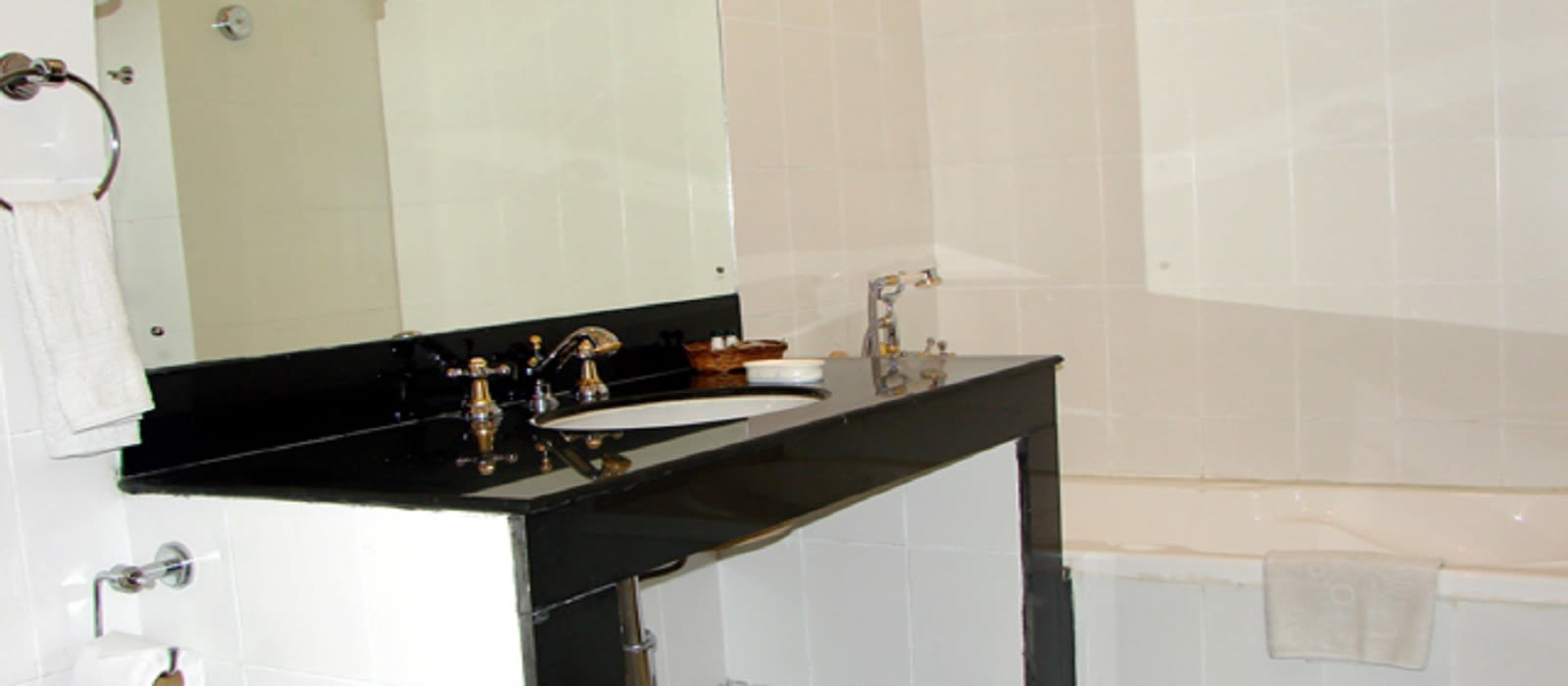 Lhaki Hotel in Bhutan | ENCHANTING TRAVELS