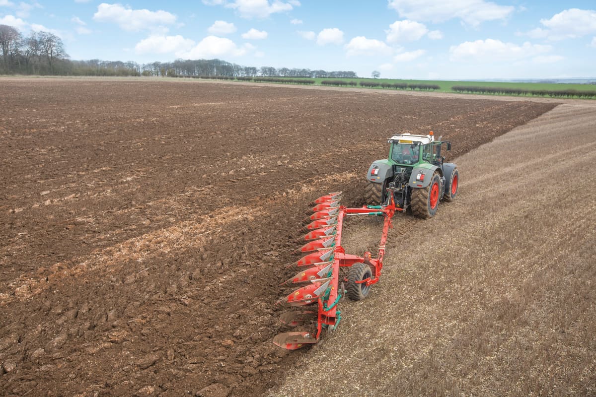 On-Land Ploughing Benefits - Kverneland