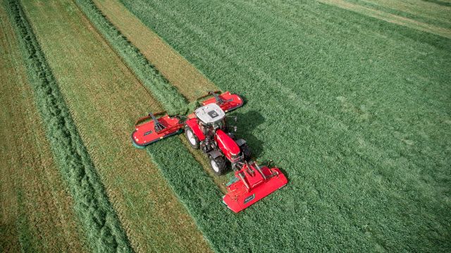 Kverneland expands triple mower offering with two new triple mower ...