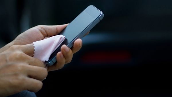 Stop these 7 unhealthy smartphone habits now | life-family - Sharecare