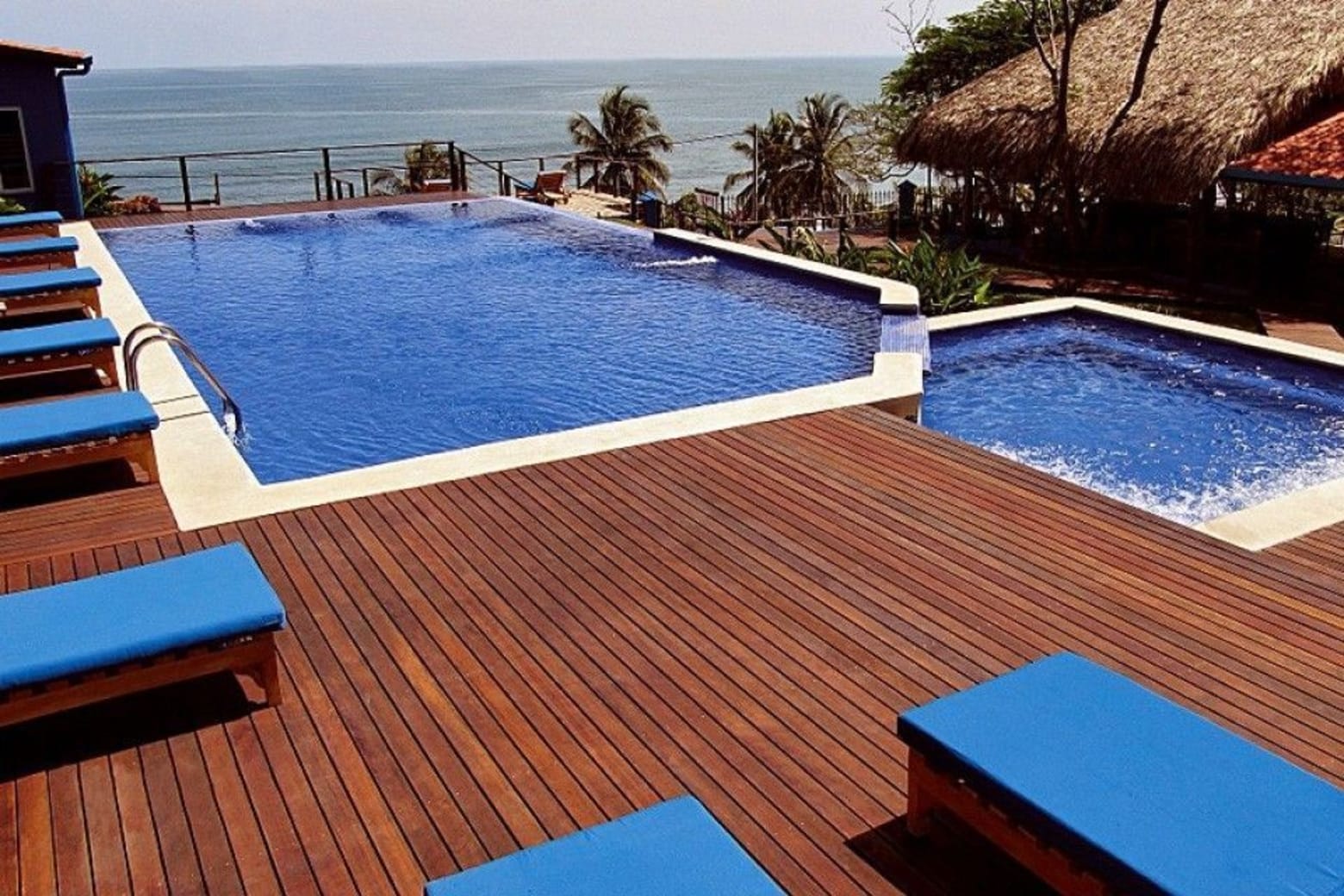 Red Balau Hardwood Decking Boards 19mm By 140mm By 3962-4572mm